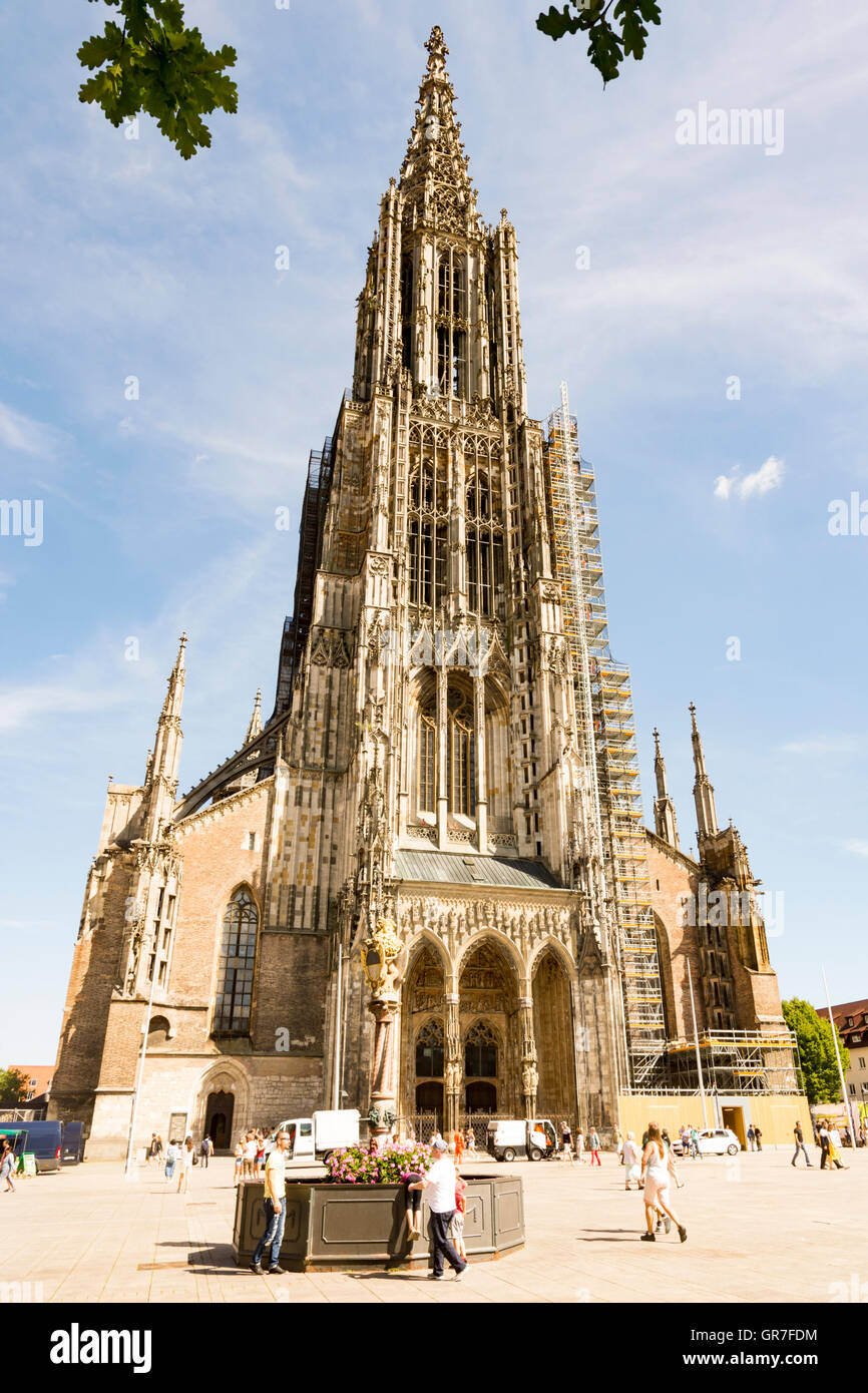 ULM, GERMANY - AUGUST 13: Tourists at the Minster of Ulm, Germany on ...