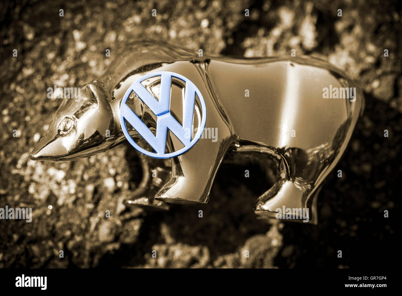 Volkswagen Symbol High Resolution Stock Photography and Images - Alamy