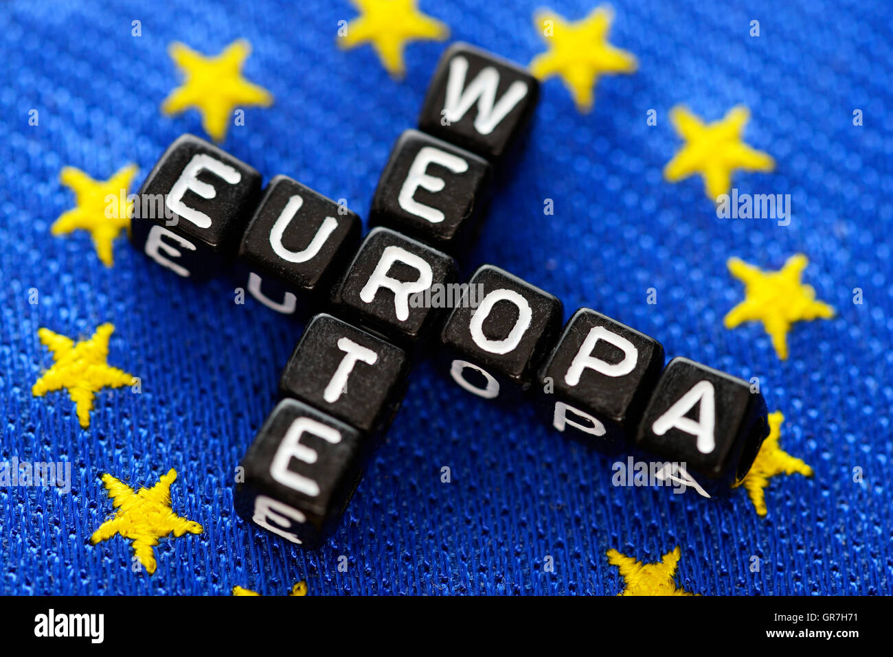 Letter cubes hi-res stock photography and images - Alamy