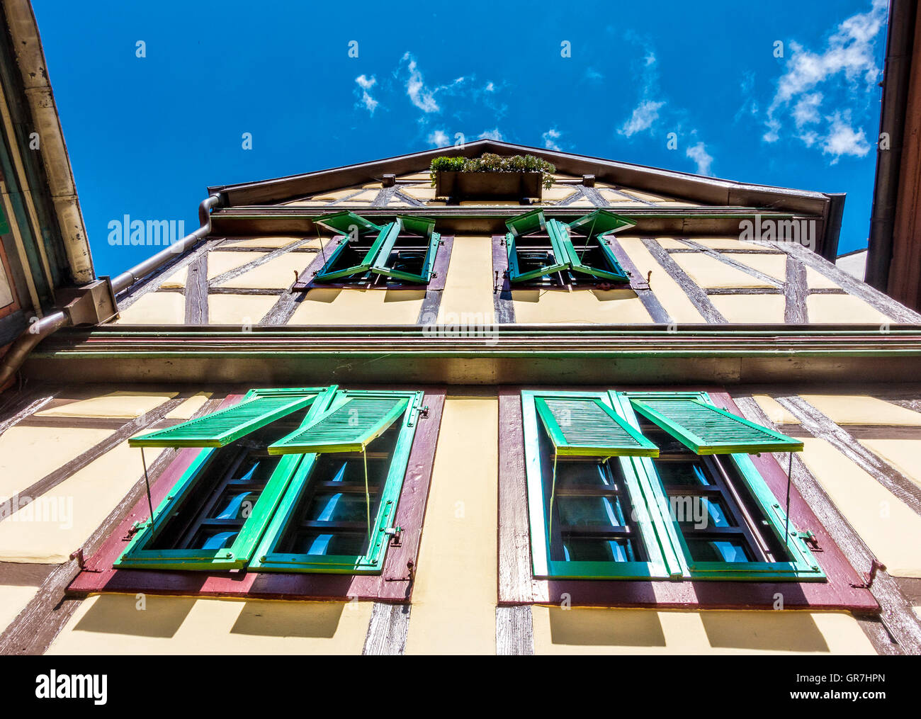 Half timbered mansion hi-res stock photography and images - Alamy
