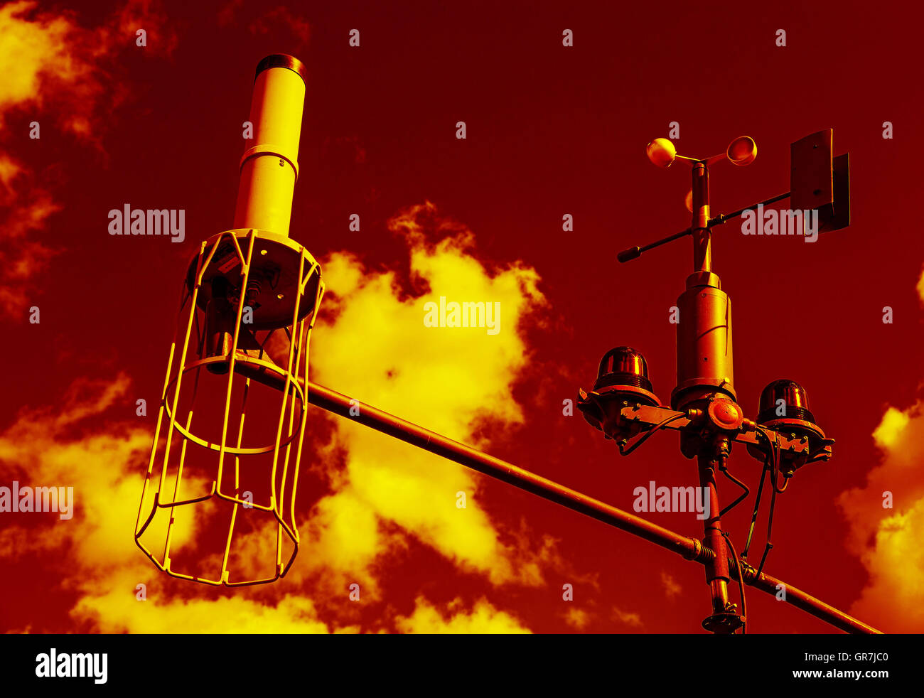 Small Weather Station Stock Photo - Alamy