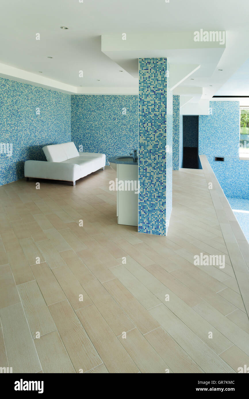 House, indoor pool, white divan Stock Photo - Alamy