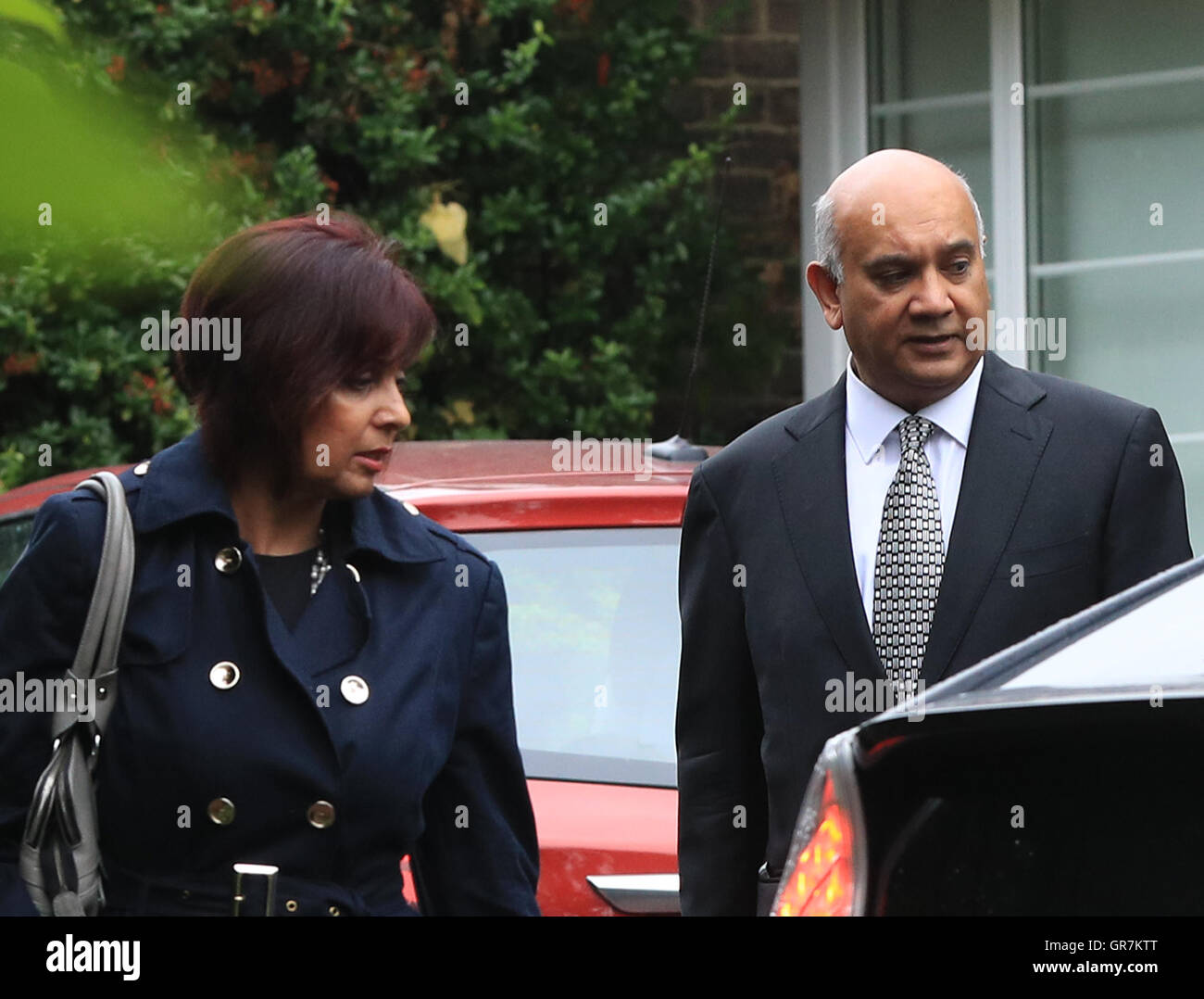 Labour mp keith vaz leaves hi-res stock photography and images - Alamy