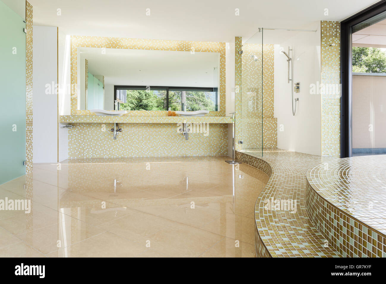 Beautiful modern interior of bathroom hi-res stock photography and ...