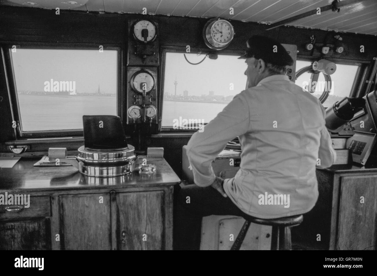 Tug Captain 1972 Bw Stock Photo - Alamy