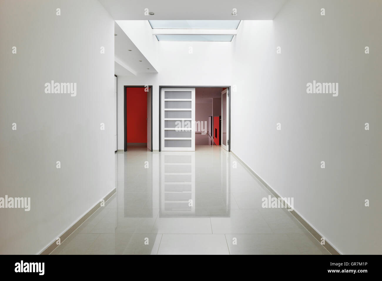 wide entrance of a modern villa Stock Photo - Alamy