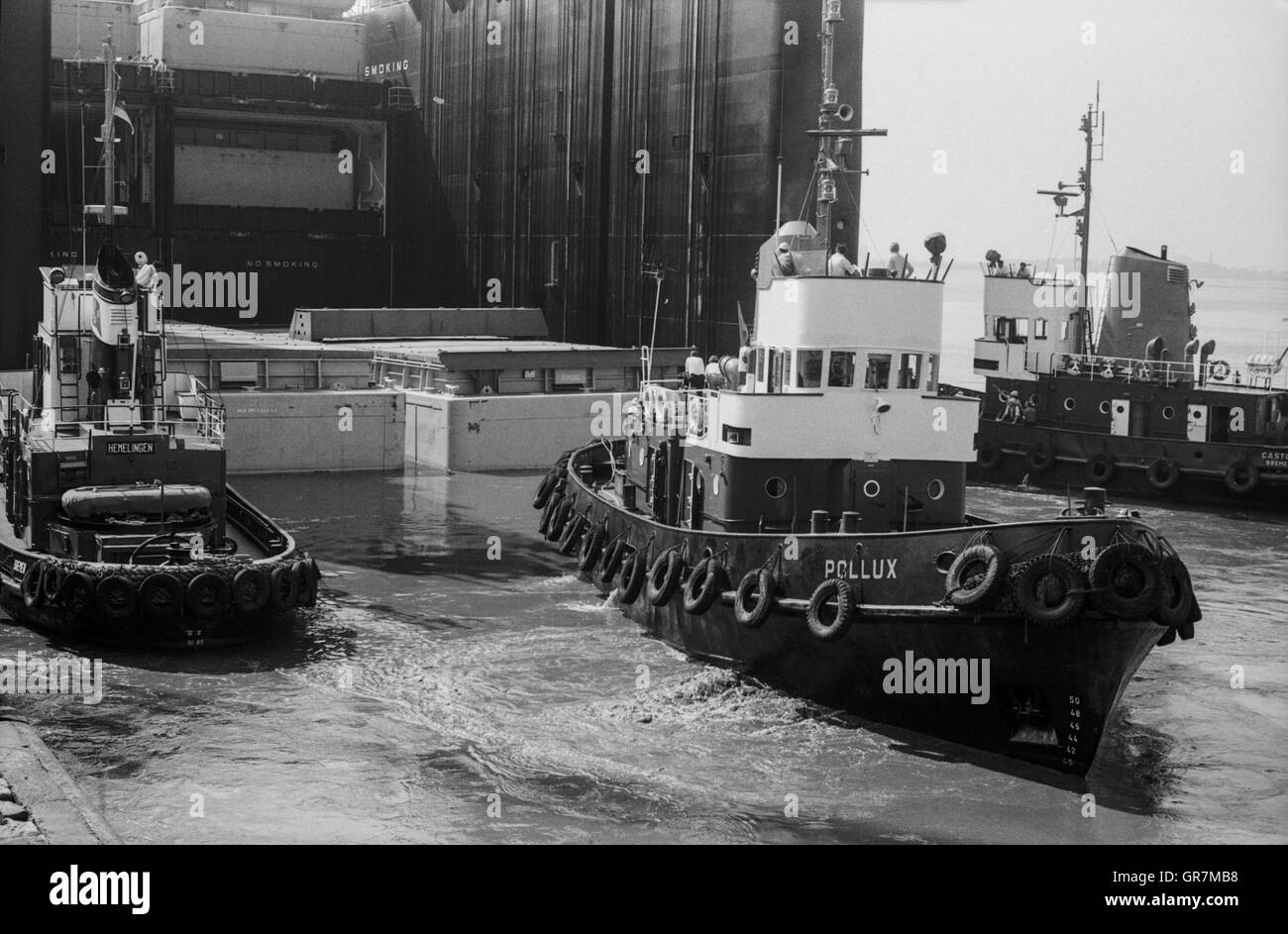 Lash Ship Doctor Lykes Bw Stock Photo - Alamy