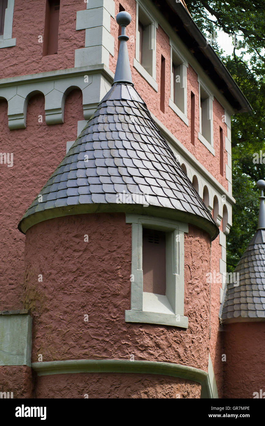 Park gate hi-res stock photography and images - Alamy