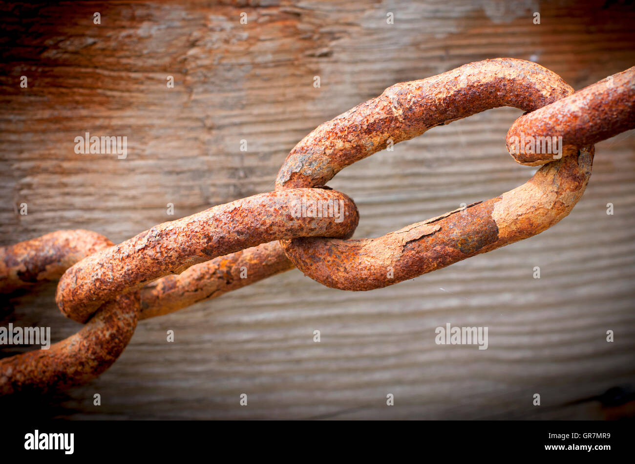 Rusting chains hi-res stock photography and images - Alamy