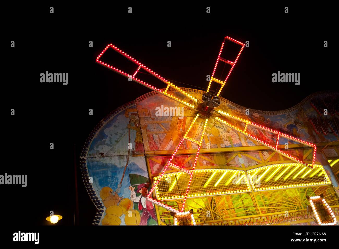 Cartoon fairground hi-res stock photography and images - Alamy