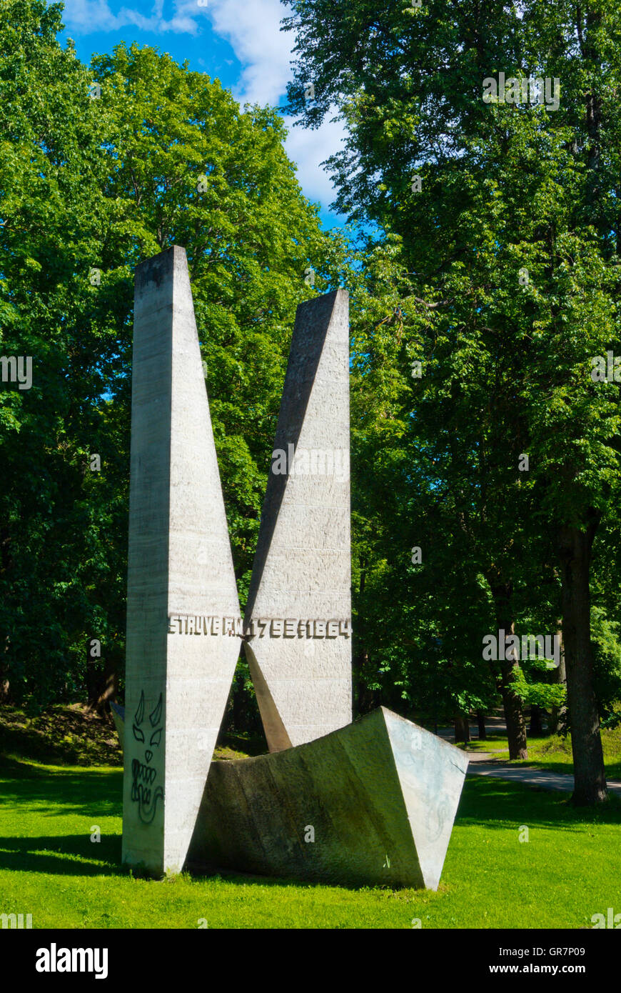 Friedrich Georg Wilhelm Struve memorial, Toomemägi, hill park, Tartu ...