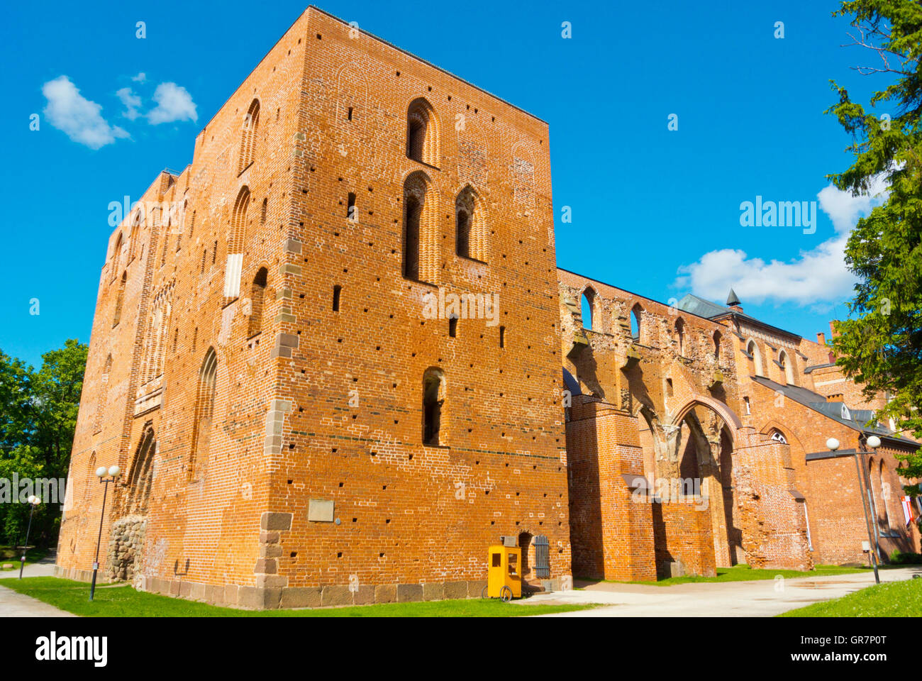 Cathedral hill toomemagi ruins hi-res stock photography and images - Alamy