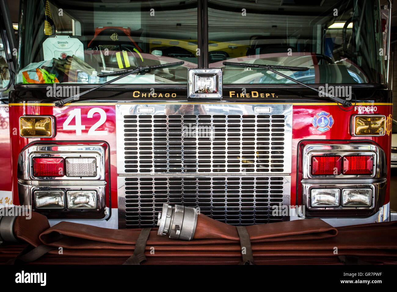 Chicago fire department fire engine hi-res stock photography and images ...