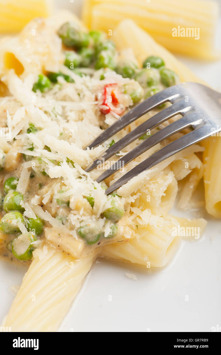 Rigatoni pasta dish fork hi-res stock photography and images - Alamy
