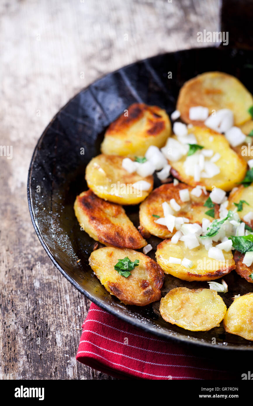 Fried potato hi-res stock photography and images - Alamy