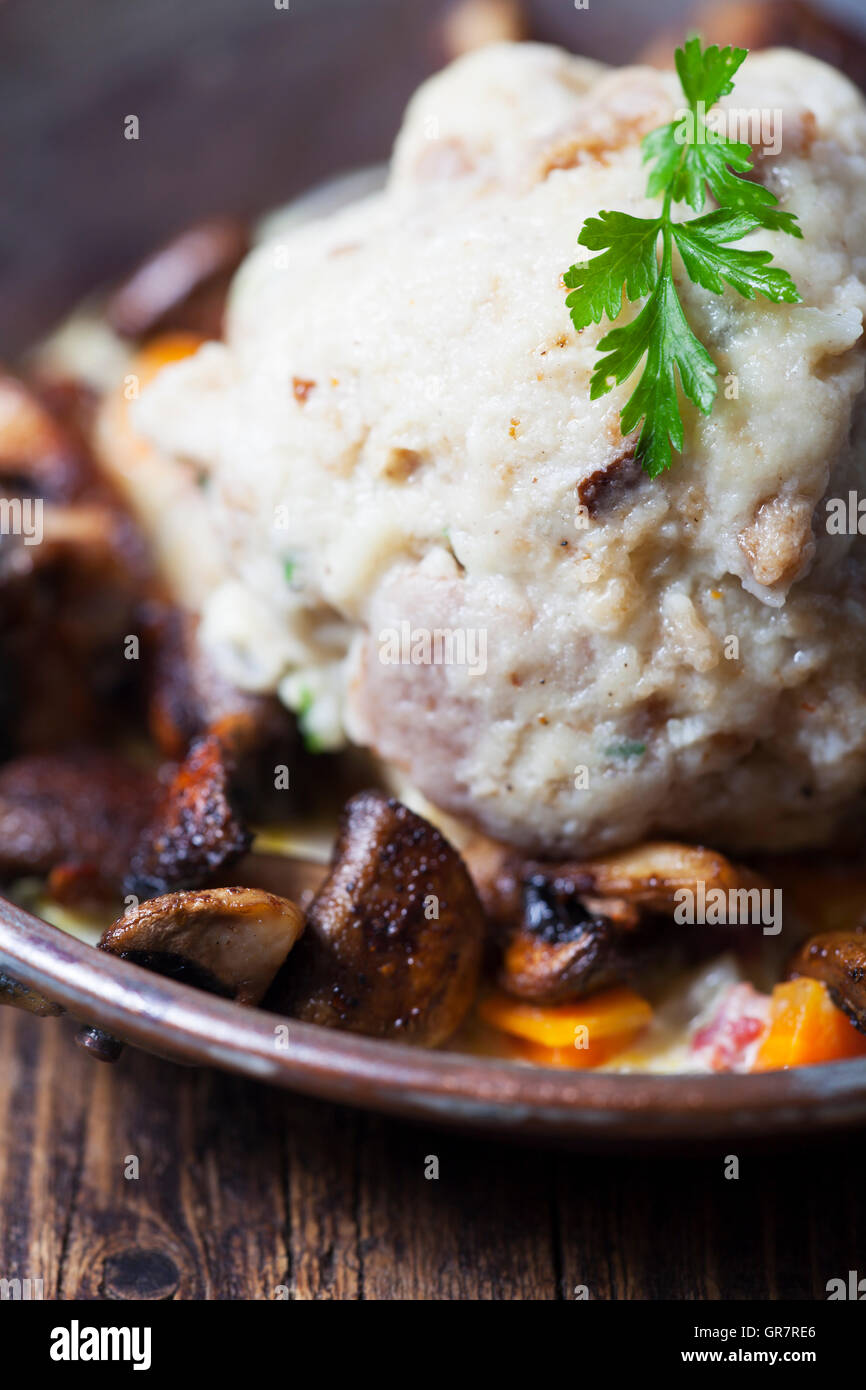German dumpling hi-res stock photography and images - Alamy