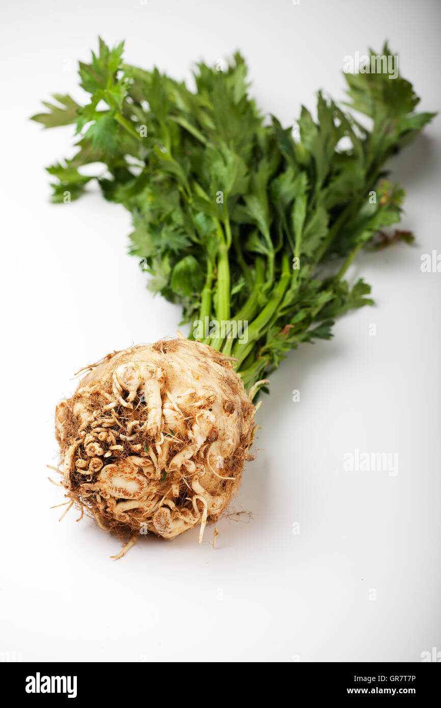 White raw celery hi-res stock photography and images - Alamy