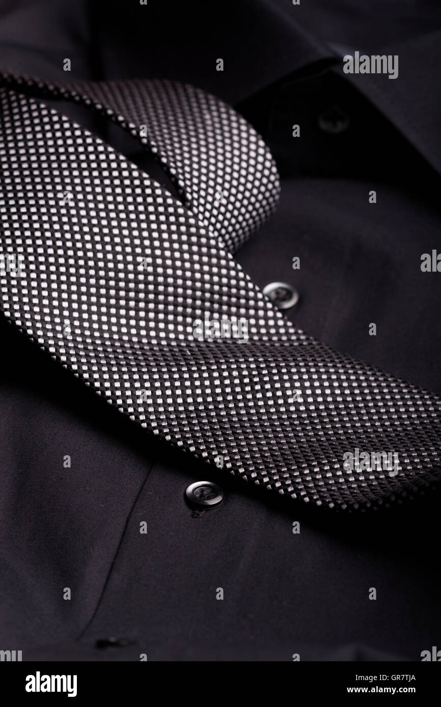 Graphic tie hi-res stock photography and images - Alamy