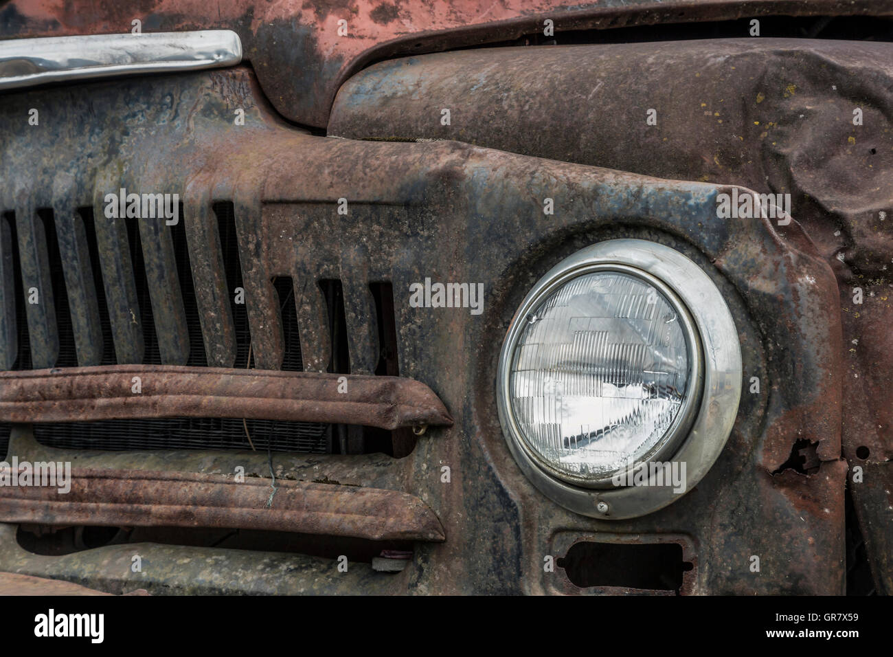 Detail Of An Old Rusted Oldtimer Stock Photo - Alamy
