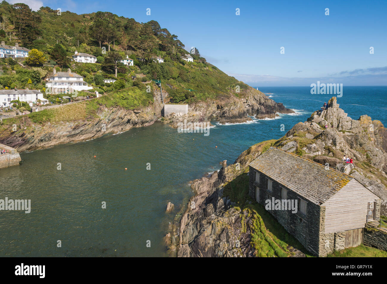 Entrance To The Harbor Of Polperro Stock Photo - Alamy