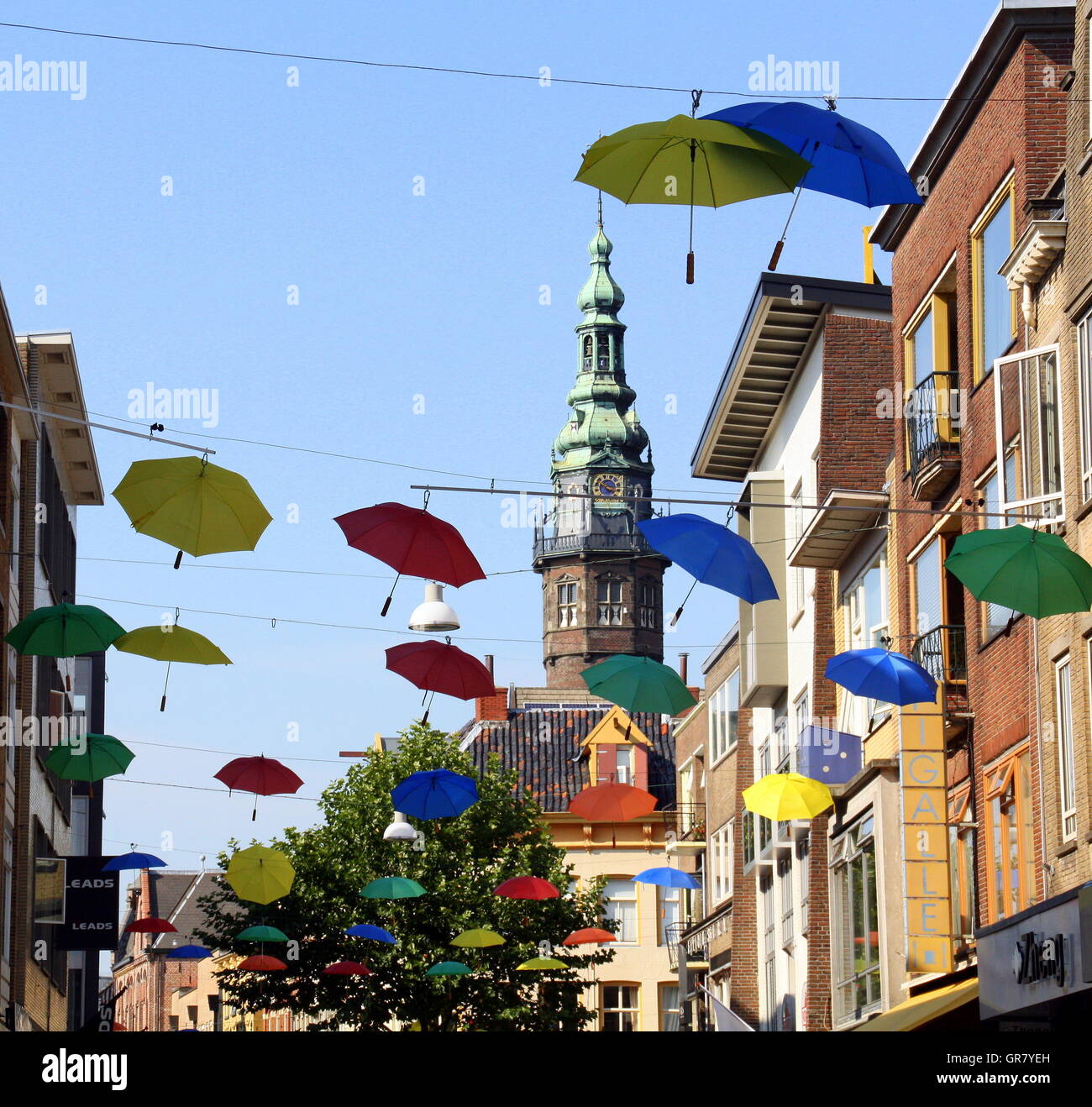 Shopping street groningen hi-res stock photography and images - Alamy