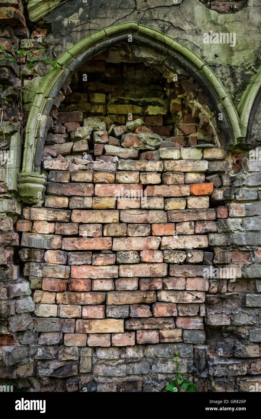 Unique cemetery stones hi-res stock photography and images - Alamy