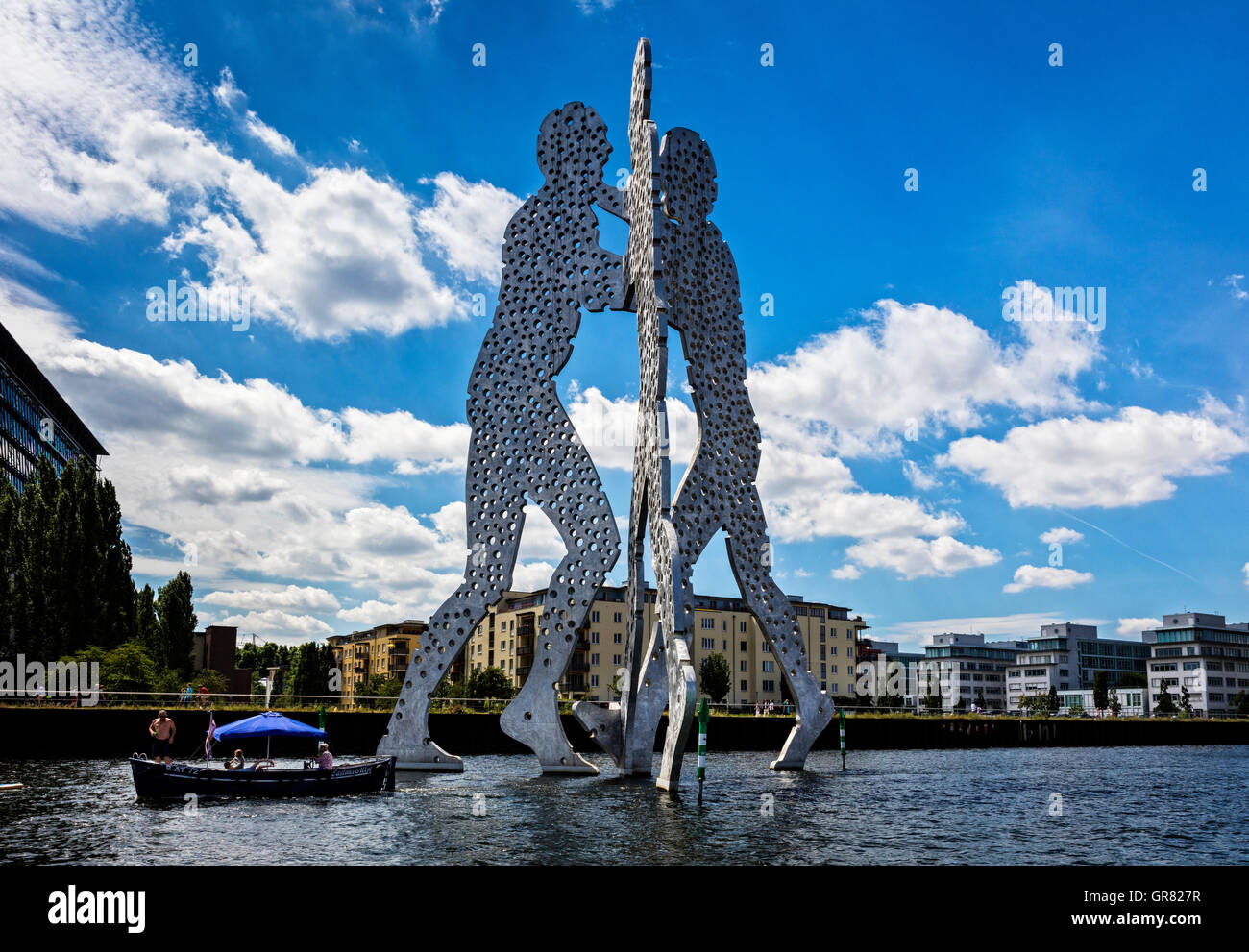 Molecules man sculpture hi-res stock photography and images - Alamy