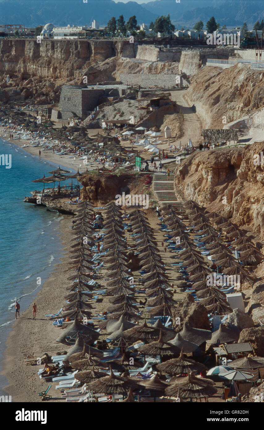 Egypt naama bay beach hi-res stock photography and images - Alamy