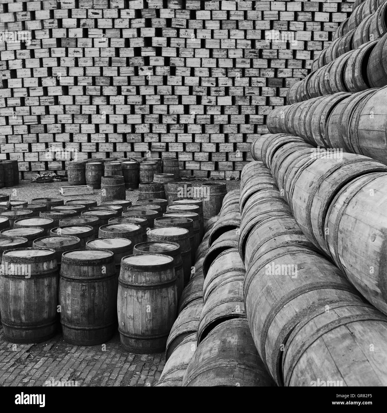 Salt barrel hi-res stock photography and images - Alamy