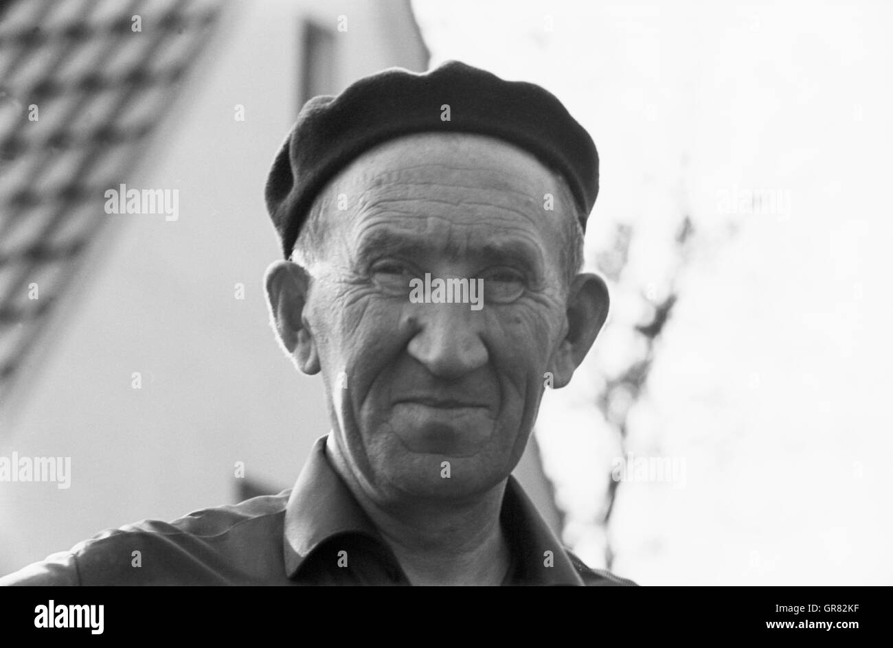 Basque men hi-res stock photography and images - Alamy