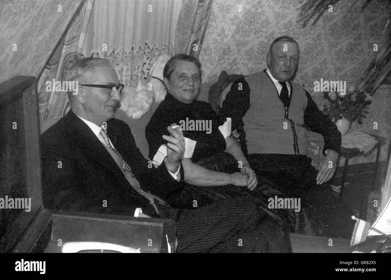 Family Group 1964 Stock Photo - Alamy
