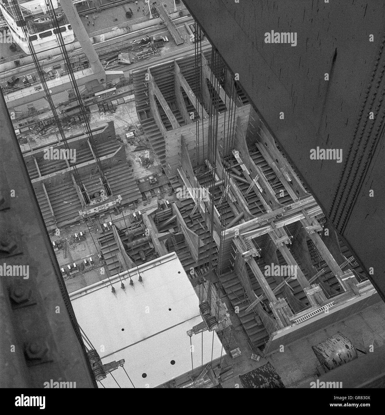 Ag Weser Shipyard 1972 Bw Stock Photo - Alamy