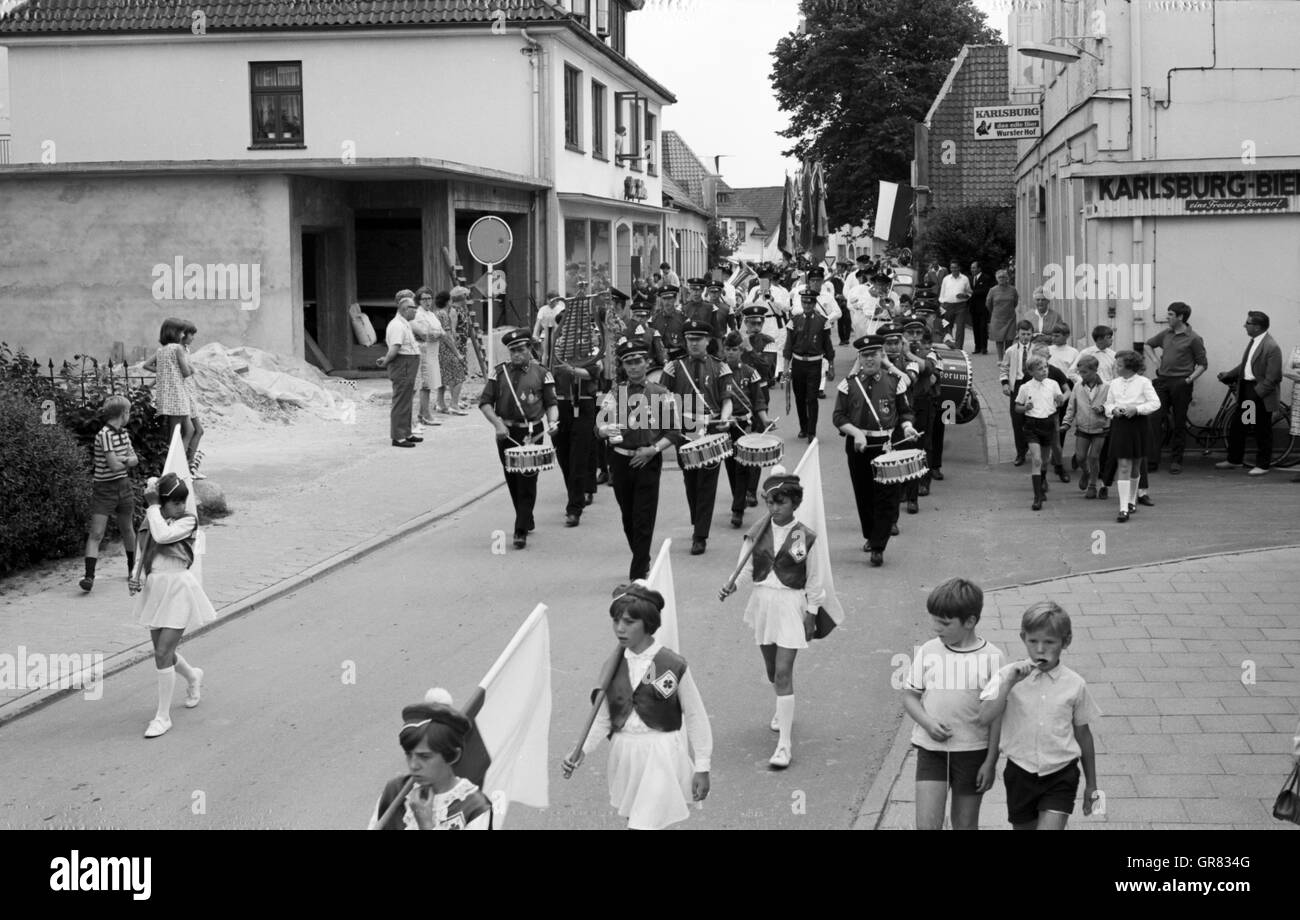 The Move Band High Resolution Stock Photography and Images - Alamy