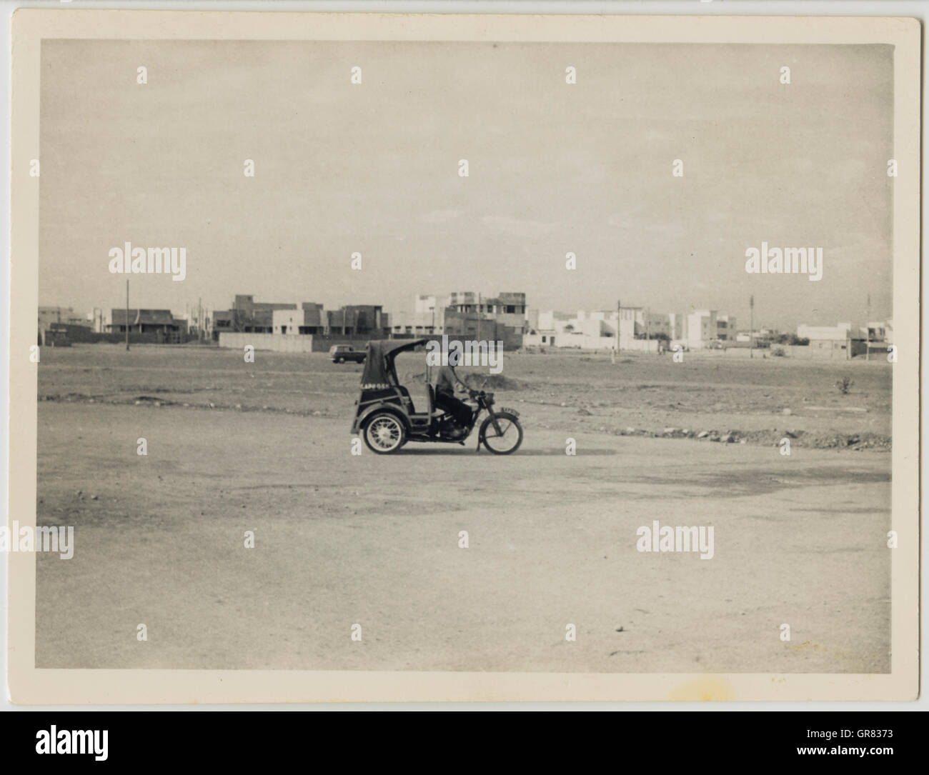 Pakistan Rickshaw 1965 Bw Stock Photo - Alamy