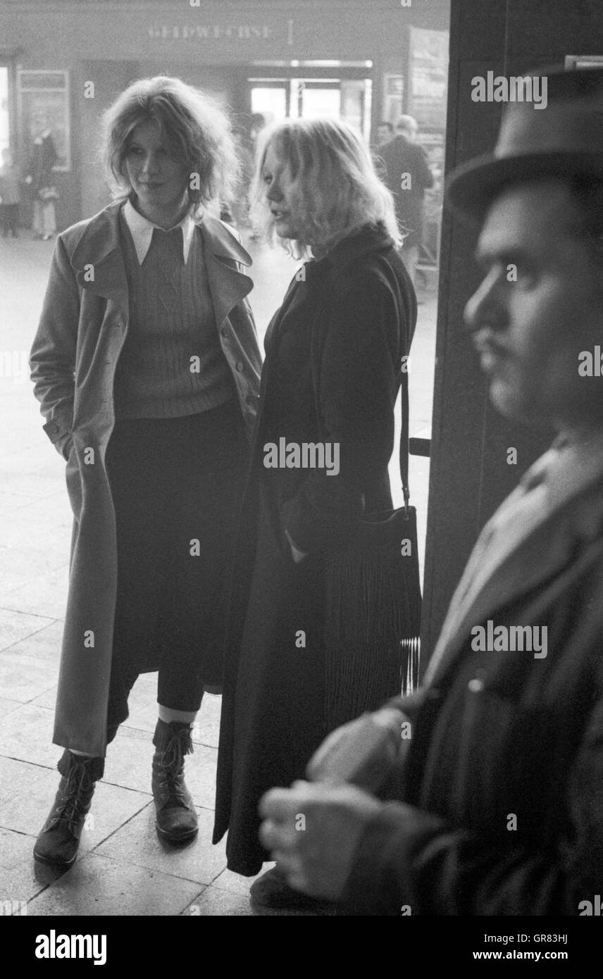 German station female Black and White Stock Photos & Images - Alamy