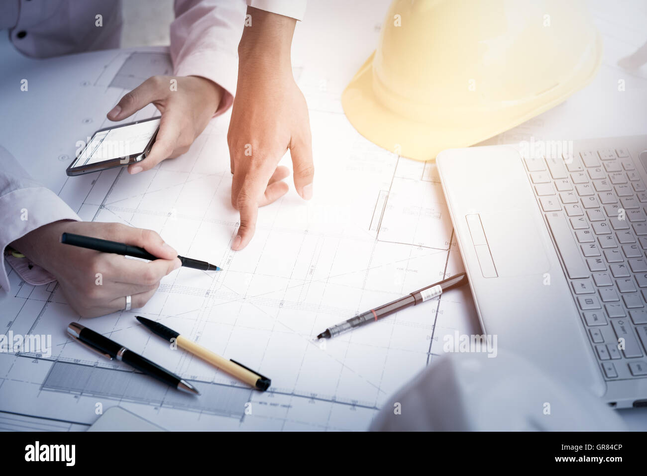 Meeting of the engineers design team working and discussion on ...