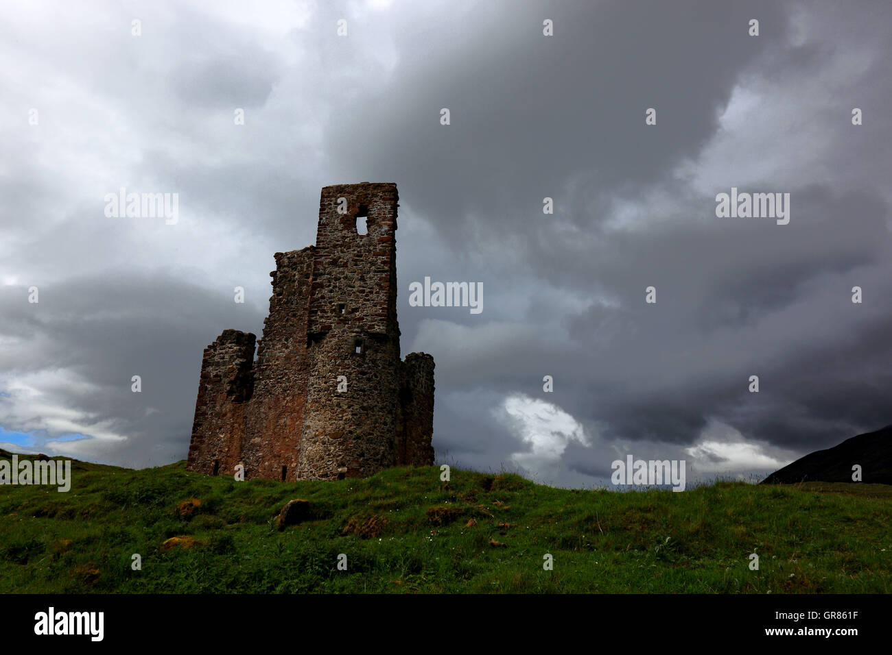 Ruin In Scottish Highlands High Resolution Stock Photography and Images ...