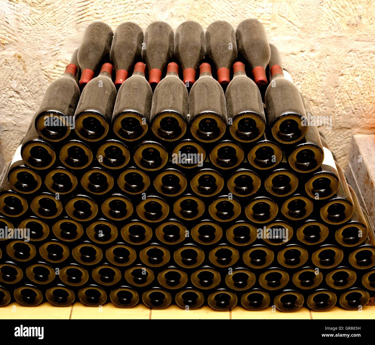 Pyramid of bottles hi-res stock photography and images - Alamy