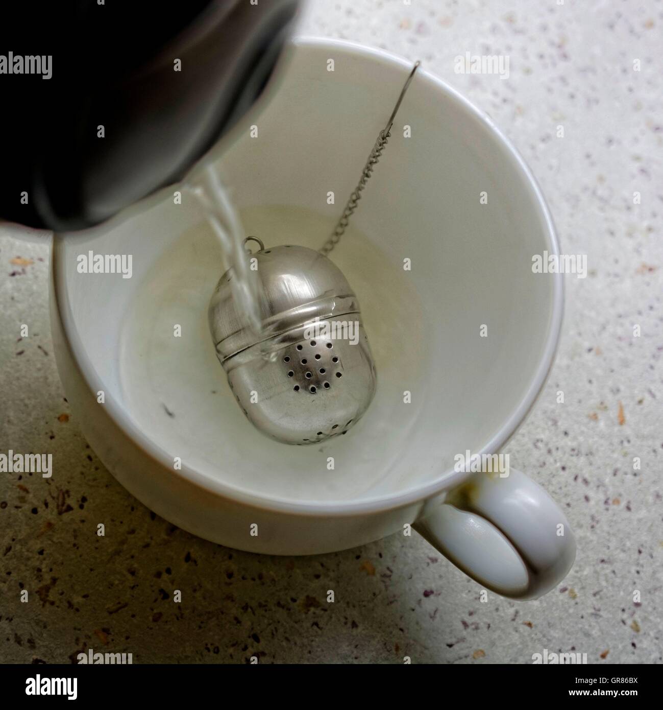 Pour On Water High Resolution Stock Photography and Images - Alamy