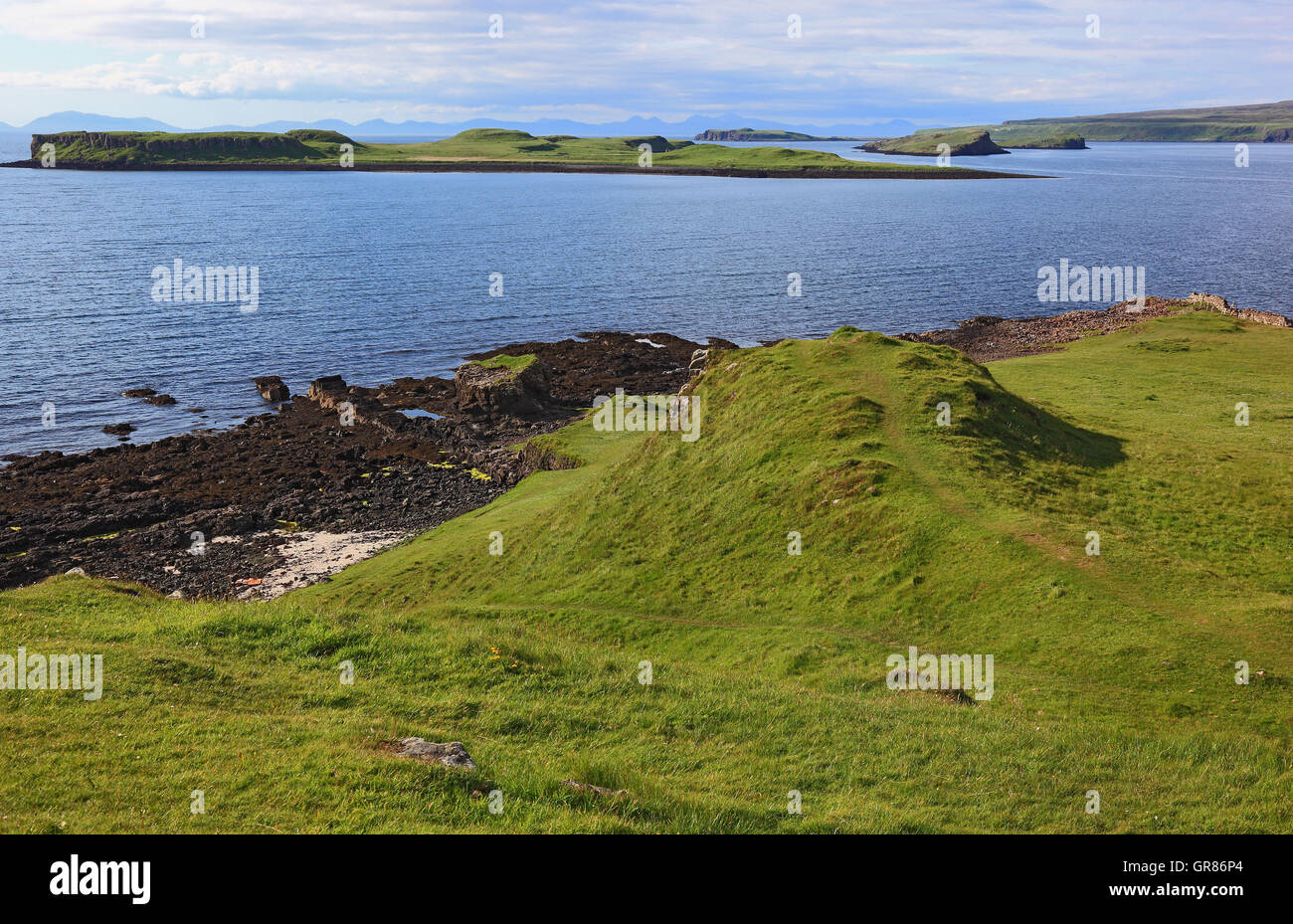 Scotland, the Inner Hebrides, Isle of Skye, Duirinish peninsula ...