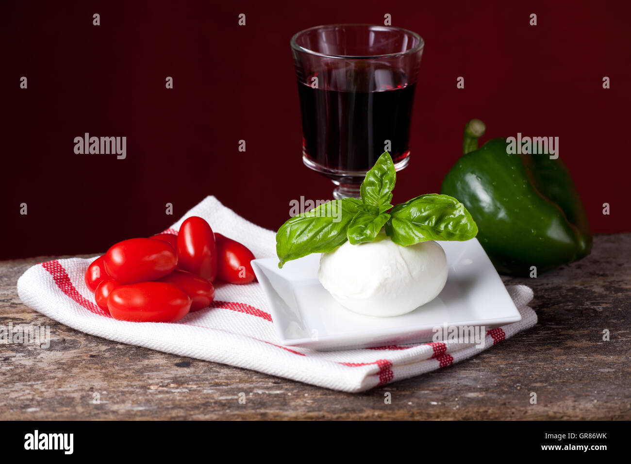 Mozz hi-res stock photography and images - Alamy