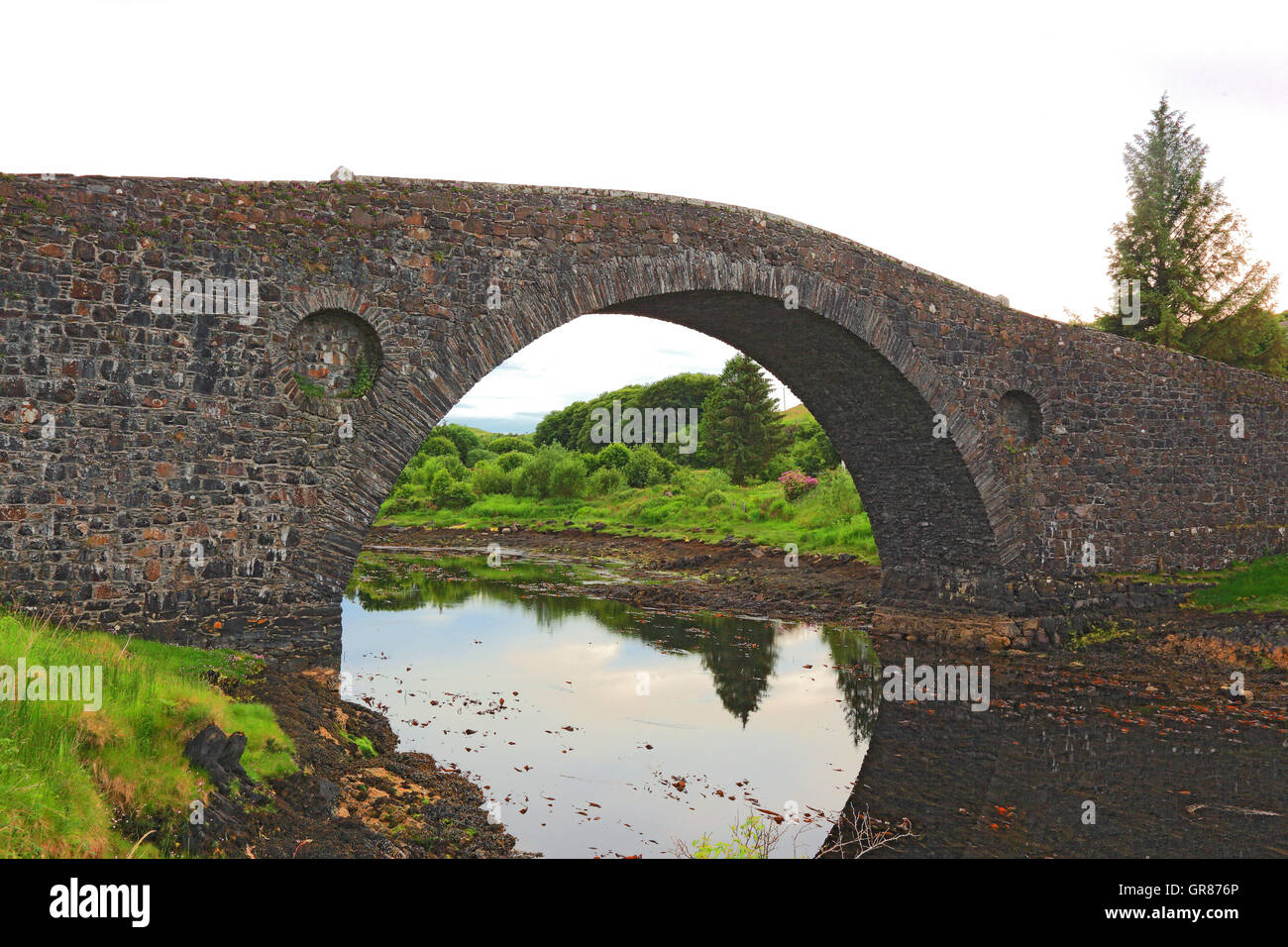 Scotland, old arched bridge to the island Seil about the sound Seil ...
