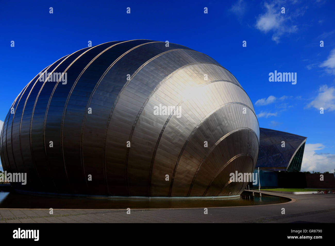 Scotland, city of Glasgow, building of the Science Center, science ...