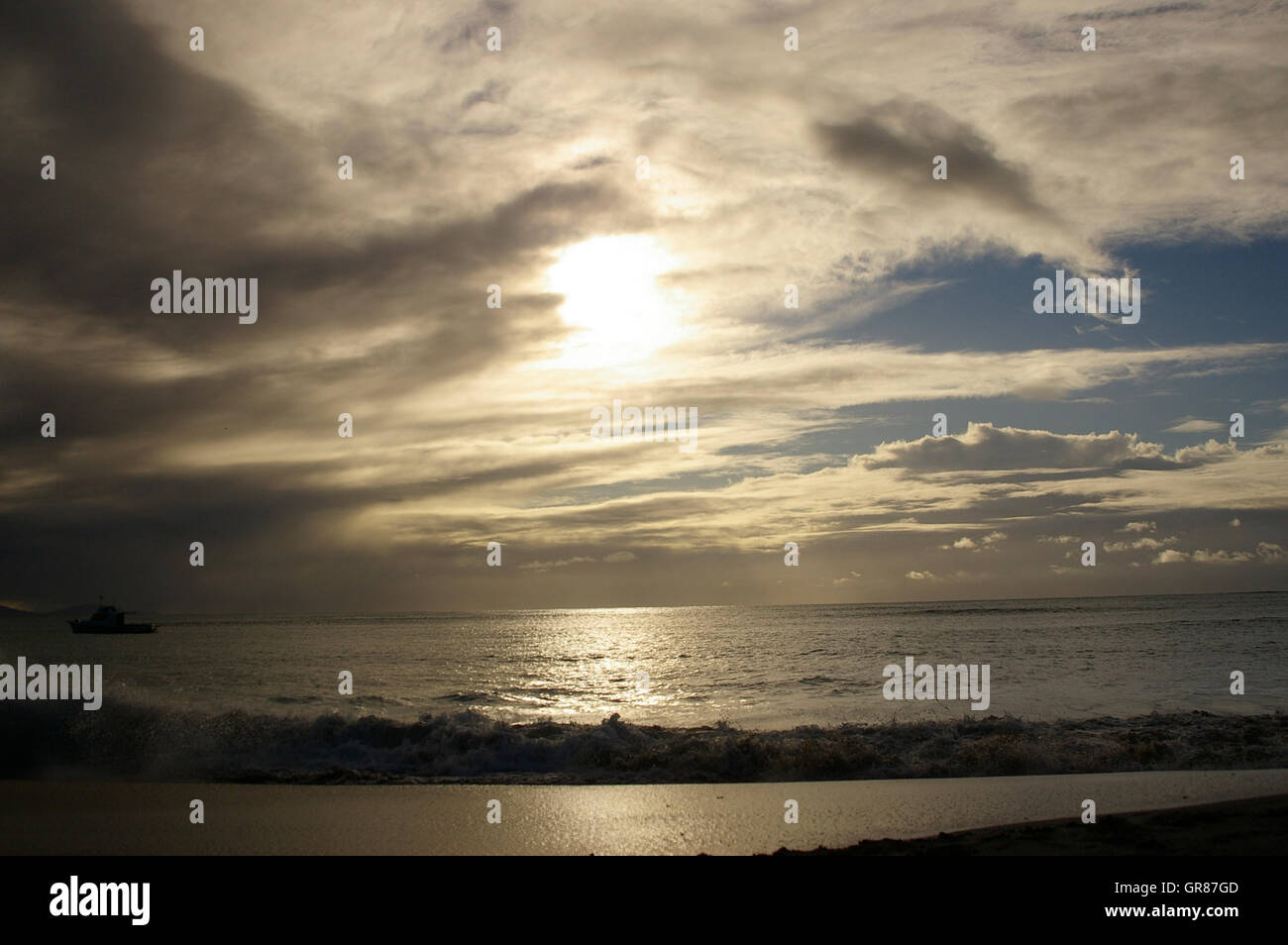 Tropical island before sunset hi-res stock photography and images - Alamy