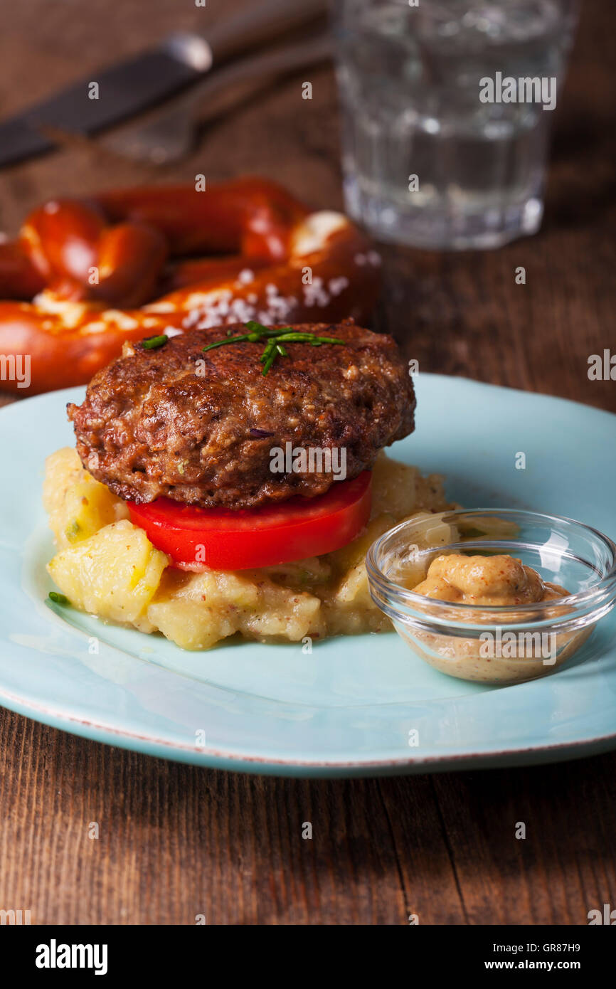 German meat loaf hi-res stock photography and images - Alamy