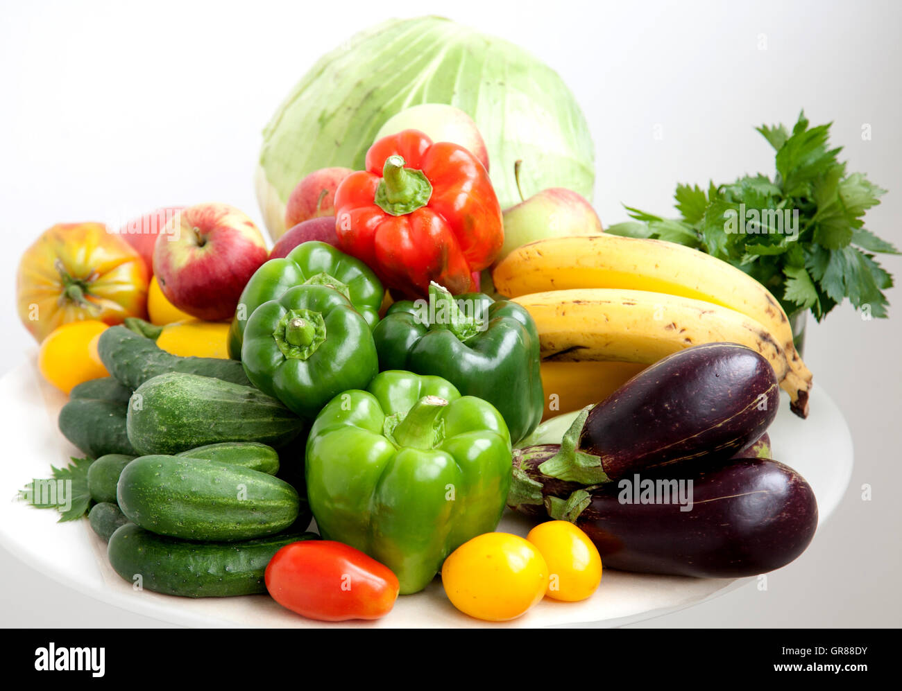 Harvest of fresh vegetables Stock Photo - Alamy