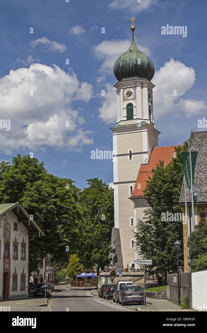 St. Peter And Paul, The Catholic Parish Church Of Oberammergau Was Built In Baroque Style Stock ...
