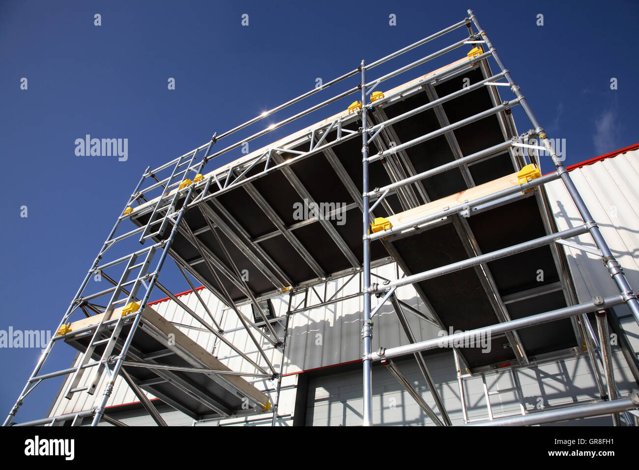 Scaffolding components hi-res stock photography and images - Alamy