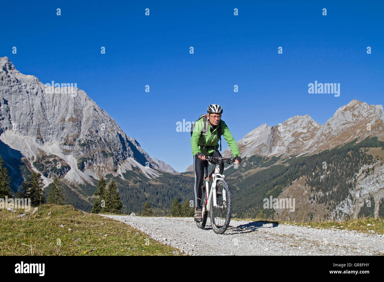 Freaky grass hi-res stock photography and images - Alamy