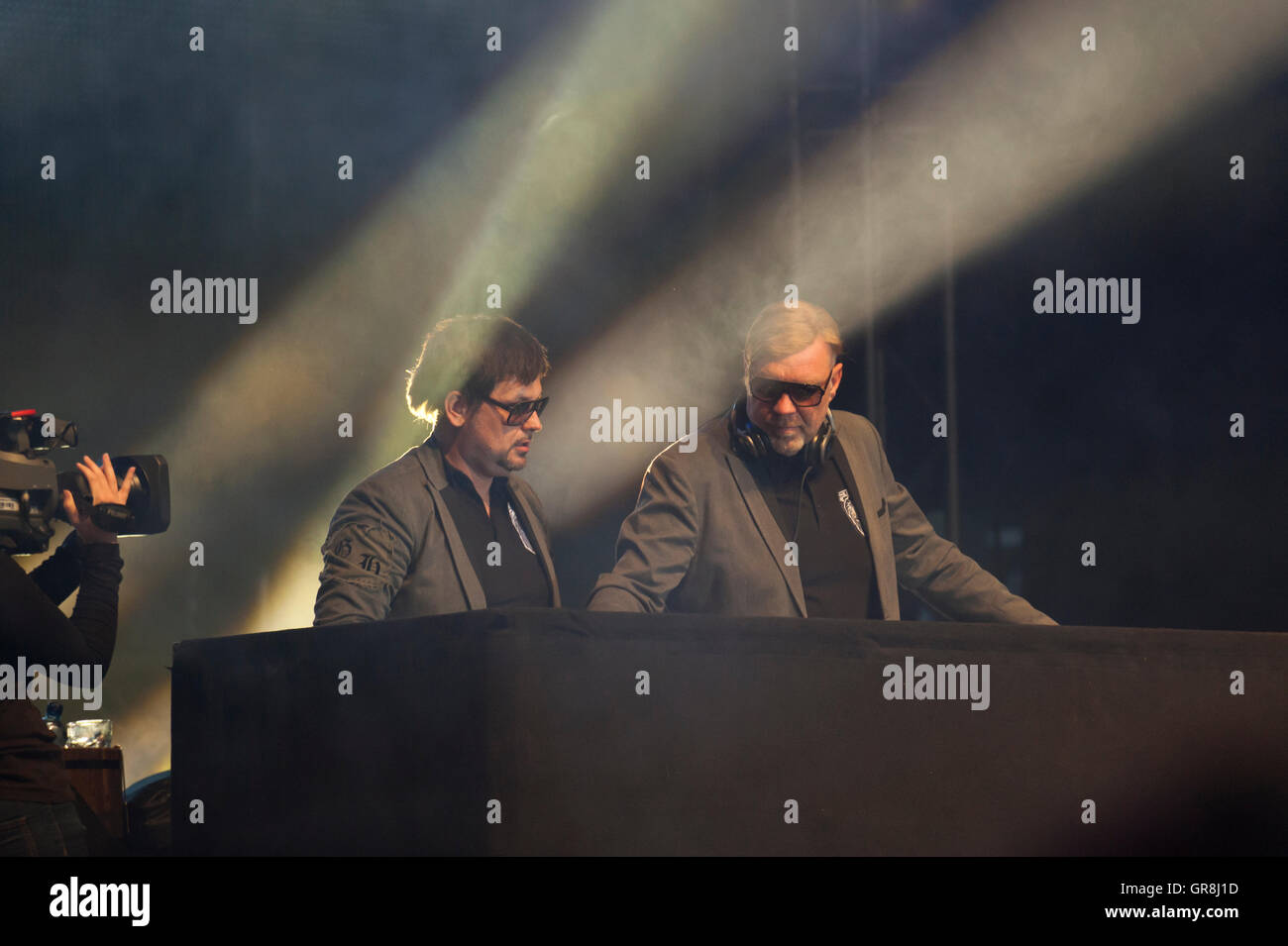 German music duo hi-res stock photography and images - Alamy